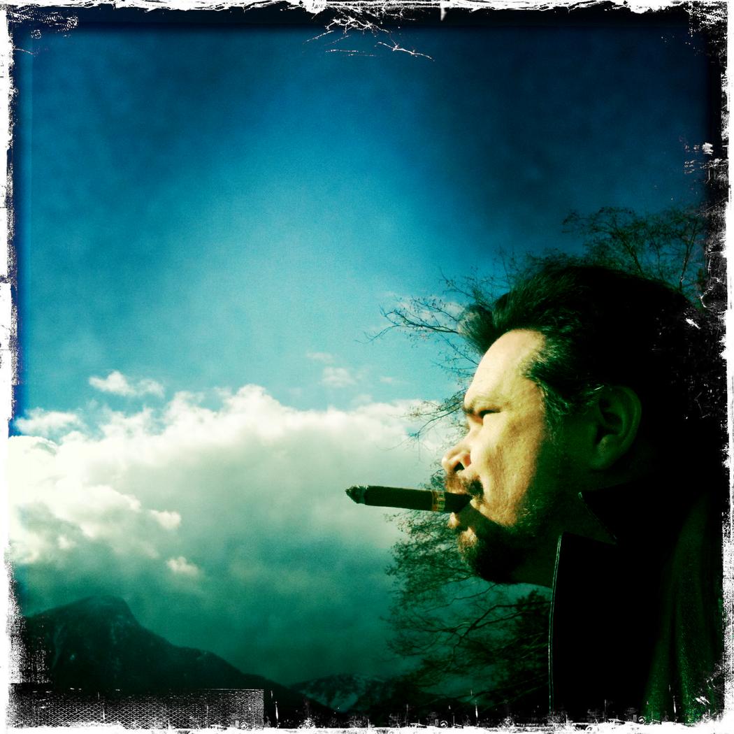 GRAYDANCER - BDSM & Sex Educator, Podcaster, Performer, & Activist